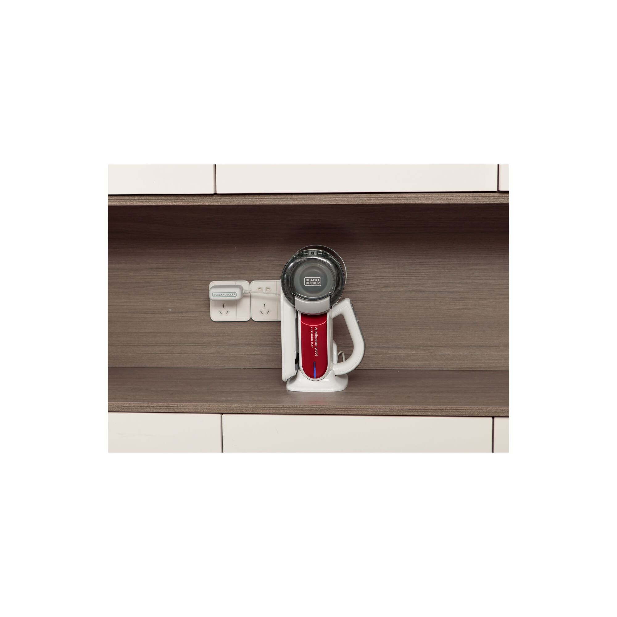 14.4V Li-ion Pivot EXT | BLACK+DECKER